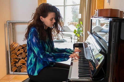 In the Spotlight – Leah Rye – Catching Music